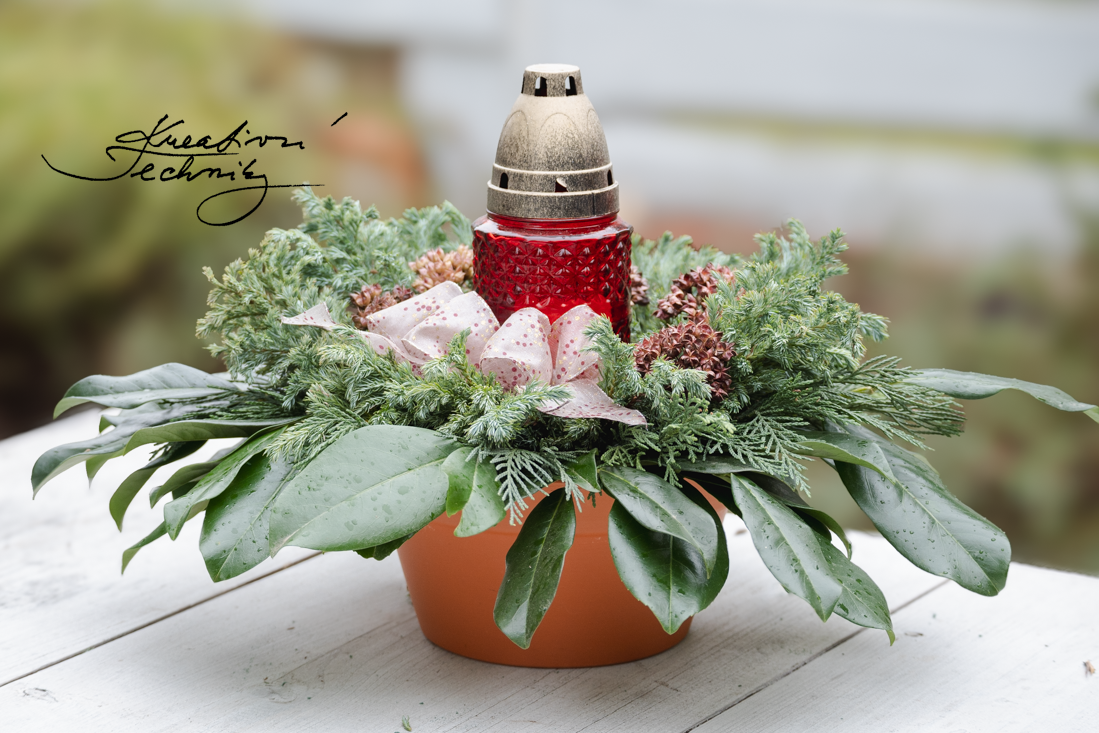 Dekorace na hrob: Vkusná výzdoba na Dušičky | Kreativní Techniky